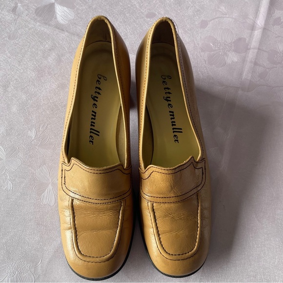 bettye muller | Shoes | Bettye Muller Tan Leather Penny Loafers Flats ...